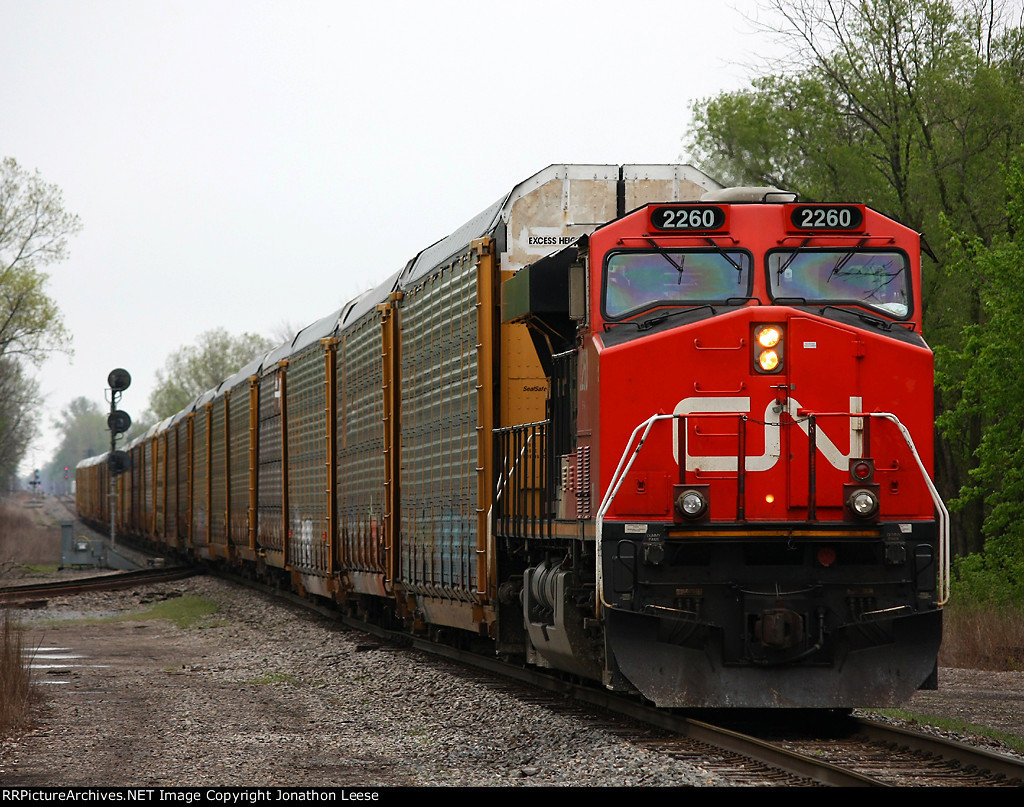 CN 2260 leads A451 solo